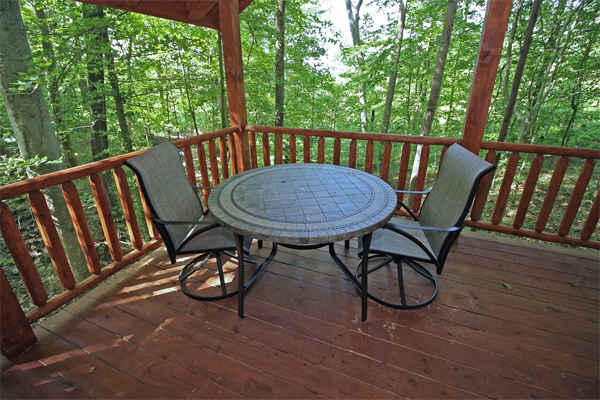 Cozy Cub Cabin - Hocking Hill Cabins - Logan, Ohio